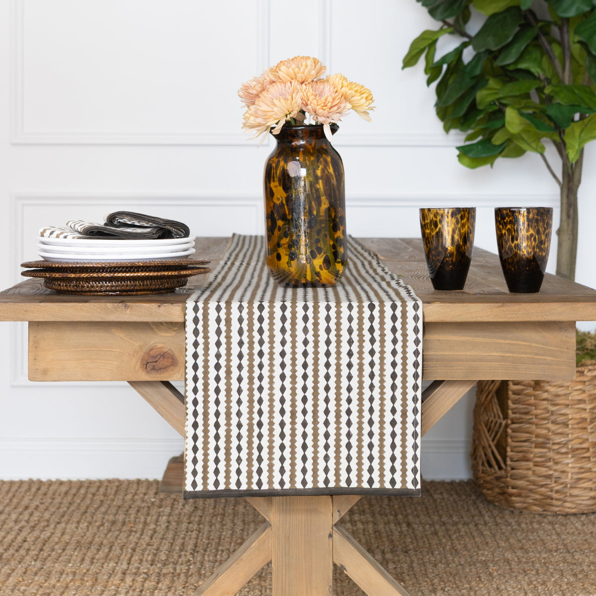 India Hicks Home Shuffle & Stripe Chocolate Table Runner – Pomegranate