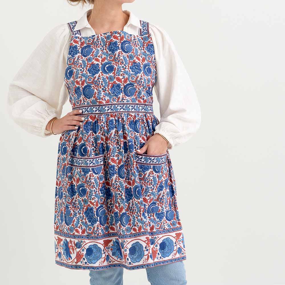 Exclusive printed aprons in colorful motifs – Pomegranate Inc.