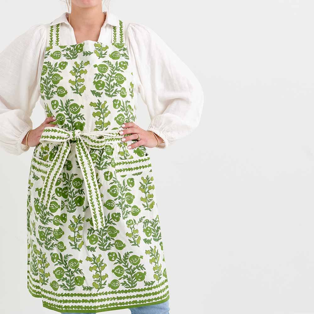 Exclusive printed aprons in colorful motifs – Pomegranate Inc.