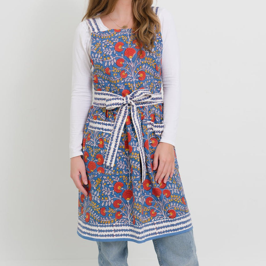 Exclusive printed aprons in colorful motifs – Pomegranate Inc.