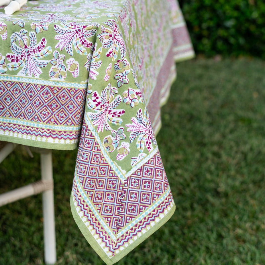 Fall Green Table Linens by Pomegranate – Pomegranate Inc.